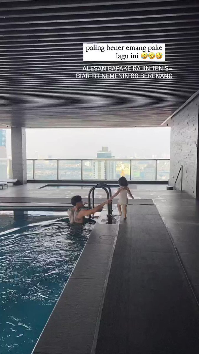 MRVVIP on Twitter: "Dion Wiyoko shirtless sunset with daughter. #selebwatch"