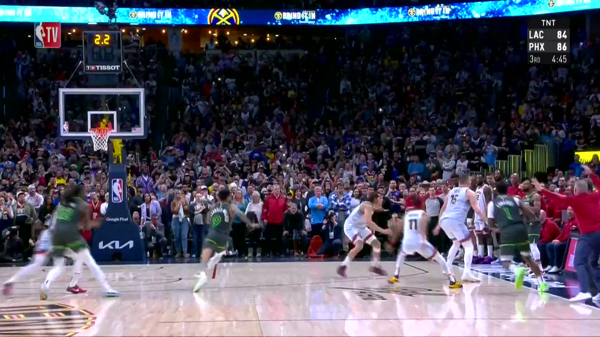 ClutchPoints on Twitter: "Anthony Edwards was THIS CLOSE to sending the game to overtime 🤏 The ...