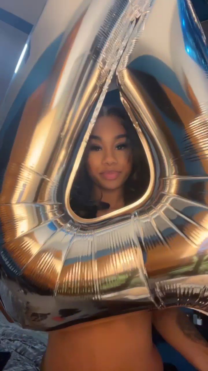 DK$ on Twitter: "😭💕 400k so crazy tbh, shoot otw tho https://t.co/Tm8KSZuqfN https://t.co ...