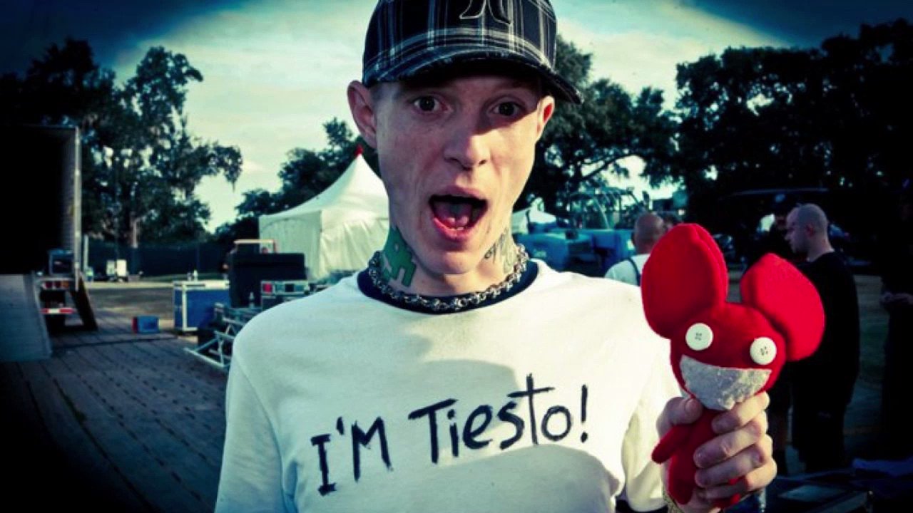 Yung Skrrt™ on Twitter: "Deadmau5 Why You Always Gotta Be An Unprovoked *sshole https://t.co ...