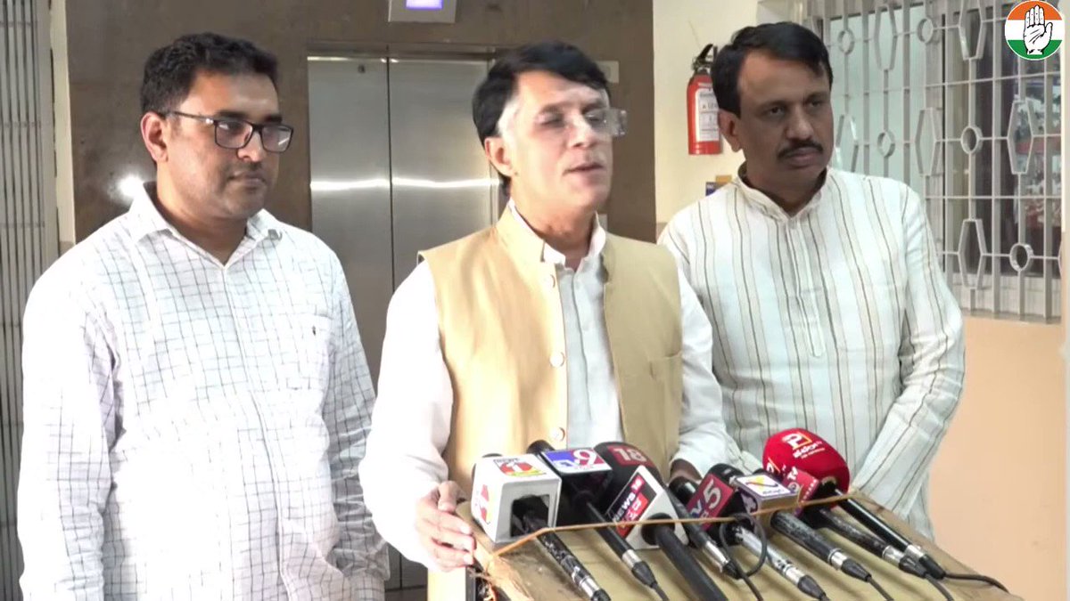 Congress on Twitter: "PM Modi didn’t even mention one scheme of the BJP's double-engine govt. He ...