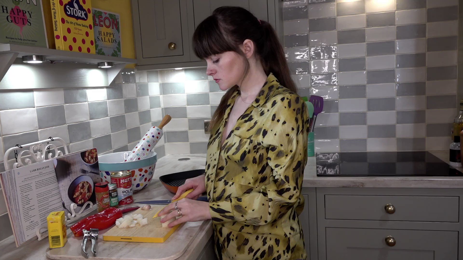 Sydney Harwin👑 on Twitter: "Just made another sale! Mommy And Son- Adultery https://t.co ...