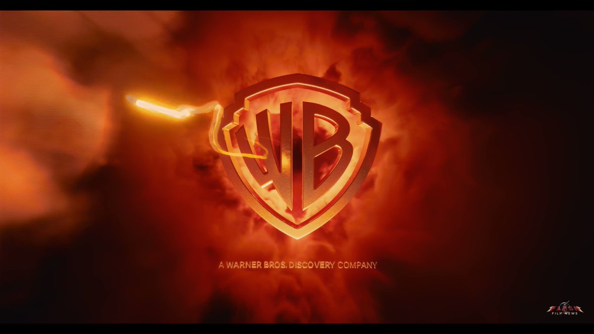 DiscussingFilm on Twitter: "A new look at ‘THE FLASH’ has been released. (via: @FlashFilmNews)"