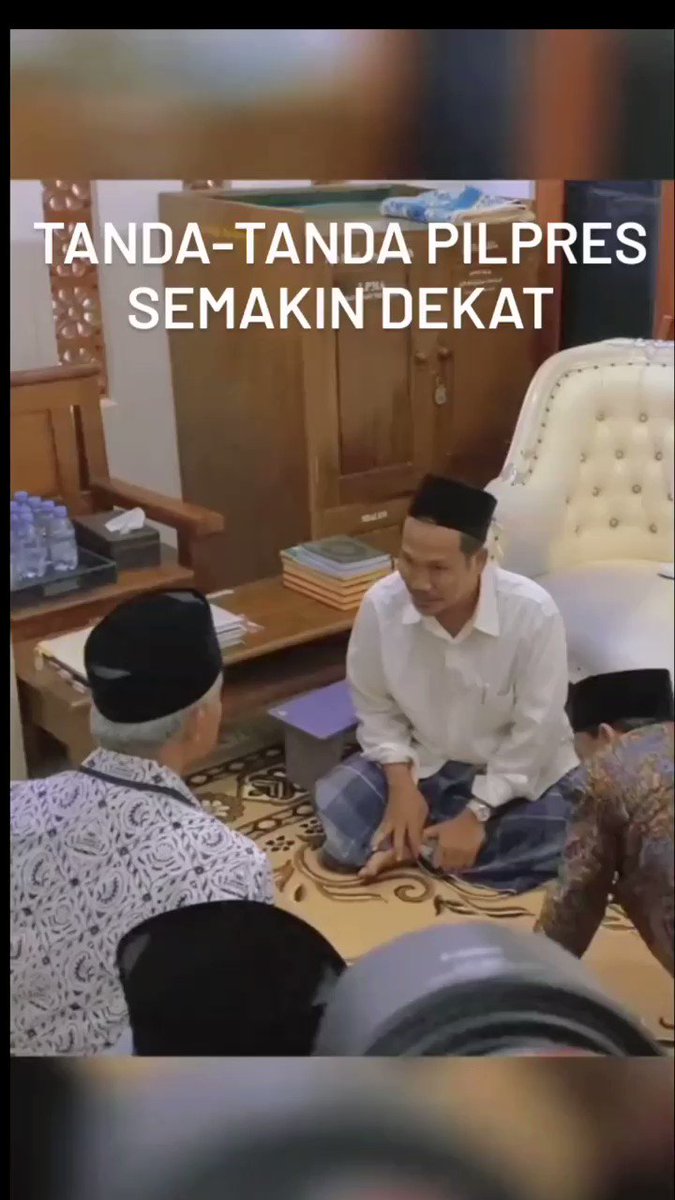 ͔ on Twitter: "coba kita tanyakan ke mas @ganjarpranowo, apa nasehat gus baha tentang pejabat ...