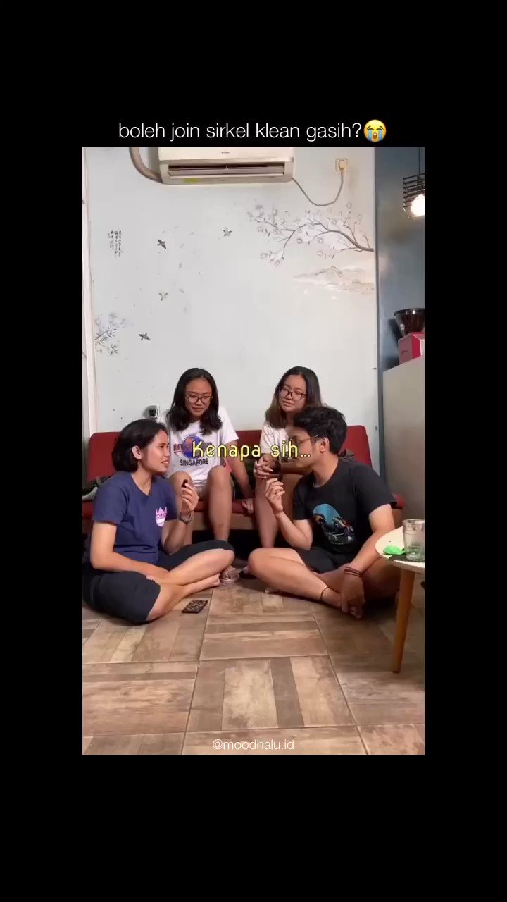 Tanyarl 💚 on Twitter: "💚 tolong drop yang lucu lucu dong, sender butuh ketawa.. dari kemarin ...