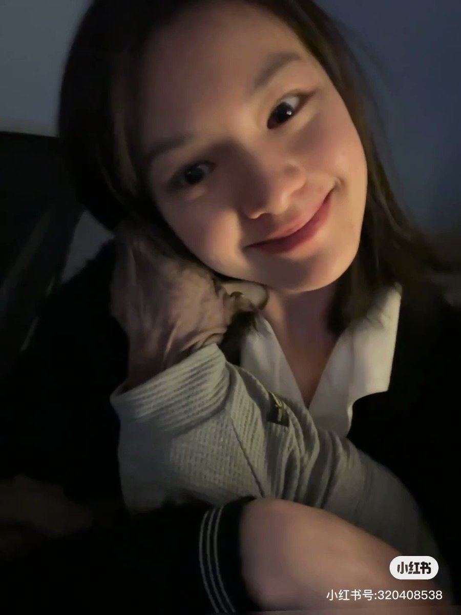 cdrama tweets on Twitter: "#QiuTian shares new live photos on Xiaohongshu"