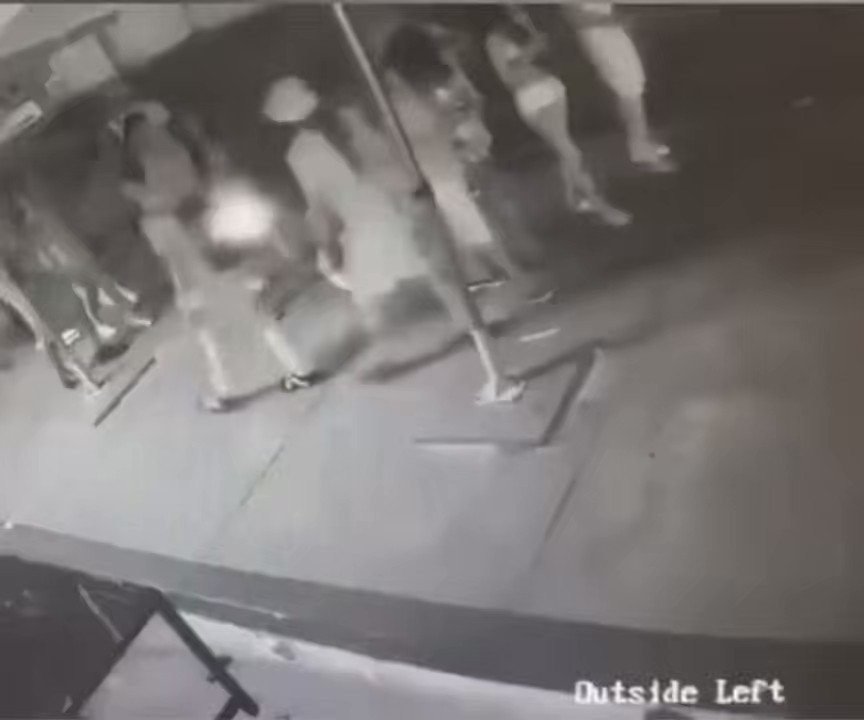 HOOD FIGHTS๐๐ฝ๐ซ (325k??) on Twitter: HOOD FIGHTS๐๐ฝ๐ซ (325k??) on Twitter:
