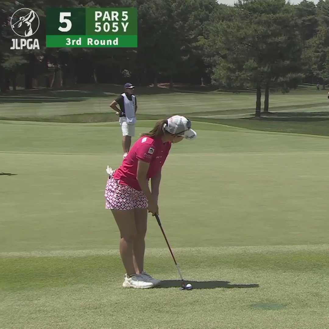日本女子プロゴルフ協会(JLPGA) on Twitter: "#ワールドレディスサロンパスカップ🏆｜#Round3 #上田桃子 が5番でグリーン外からパターを選択し、本日2つ目のバーディーを ...