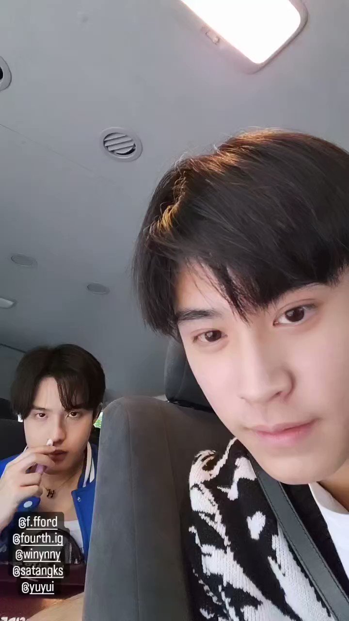 Van on Twitter: "RT @chendunk_: 🌻: oit! FourthMark (hugs P’Mark) M: oh nong~ 🌻: 5555555😂😂 Acting ...