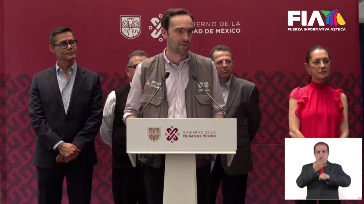 Fuerza Informativa Azteca on Twitter: "#AlMomento | Así fue el momento en el que la Jefa de ...