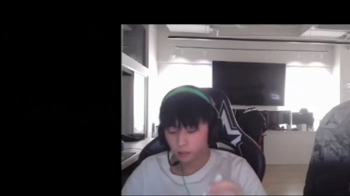 LPL Fanclub on Twitter: "Ale talked about how he joined EDG: "So the management gave Meiko a ...