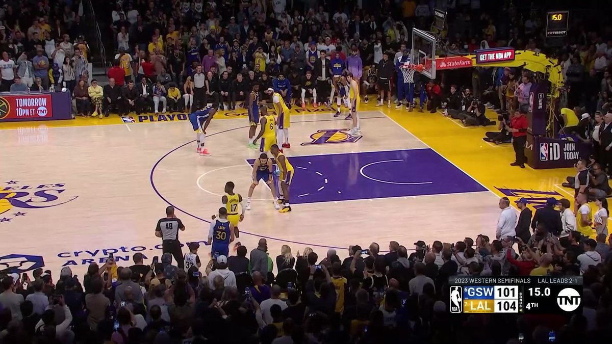 ティターン💙💛 on Twitter: "RT @HalfCourtHoops: Warriors went to a classic "Keep Hammer" set - Lakers ...