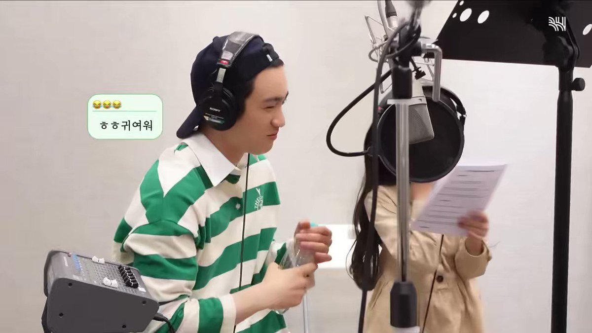 🌊ชีพจรลงพุงเจย์บี🌊 on Twitter: "RT @cyjprint: jinyoung imitating how jiyul laughs 😭"