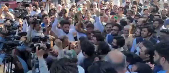 Maira On Twitter سوات میں عمران خان کی گرفتاری کیخلاف احتجاج ریٹویٹ کرتےجاۓ تاکے فاشٹ جرنیلوں