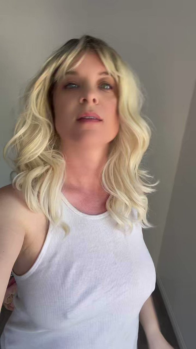 Erin Electra On Twitter Good Morning I Think Its Laundry Day Milf