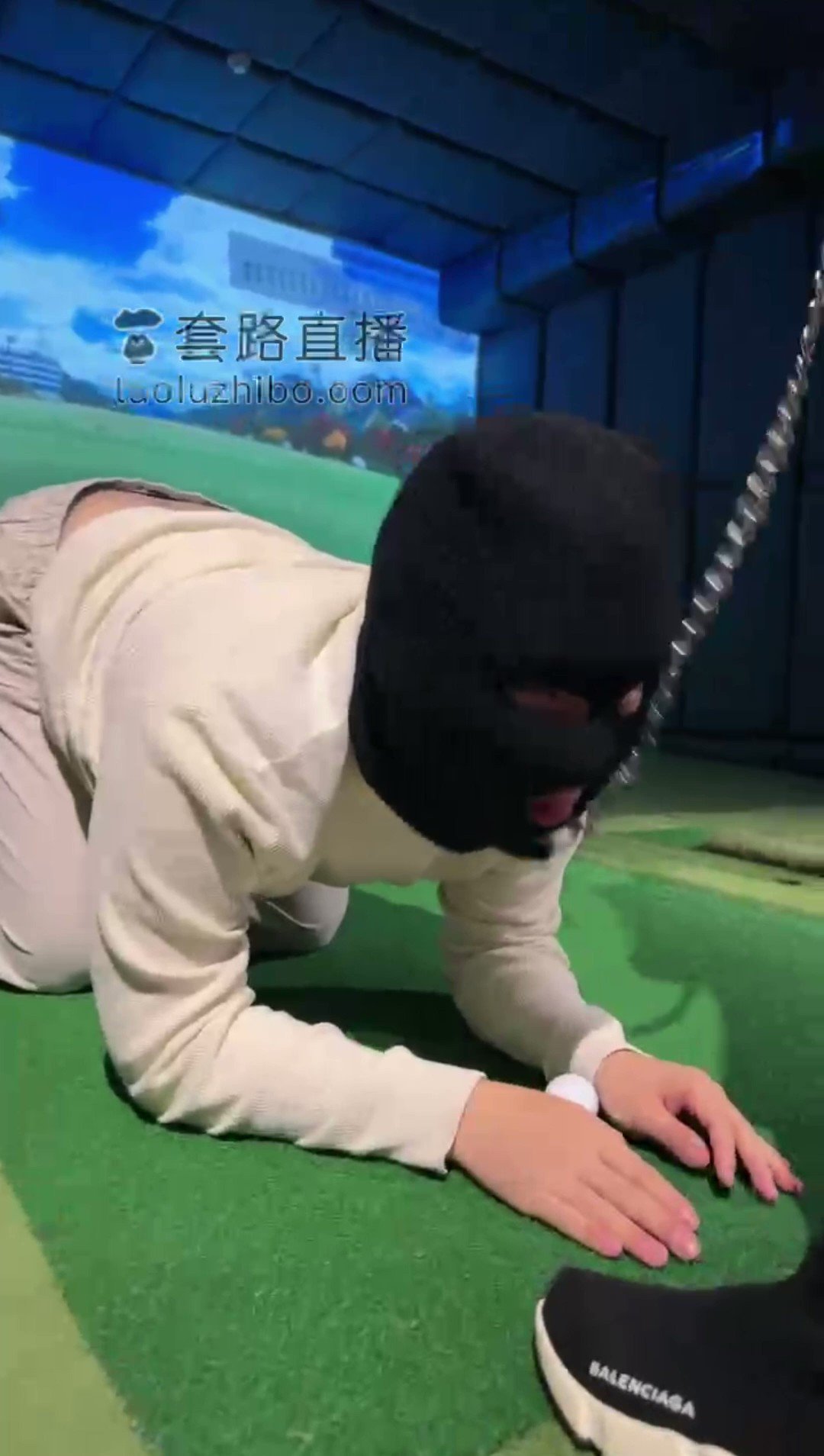 桃鹿直播 On Twitter 【户外调教】运动美女出门打球遛狗，打完球休息骑狗表现好的话，可以把裸足给他享用一下 1 完整版下载app欣赏 套路id：520877833 斯羽 套路 