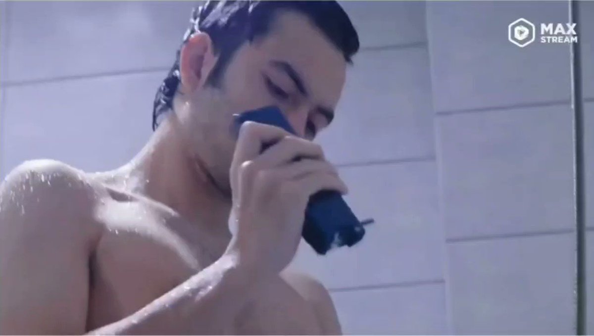 MRVVIP on Twitter: "Rizky Nazar shirtless from 'Princess and the Boss' series. #selebwatch"