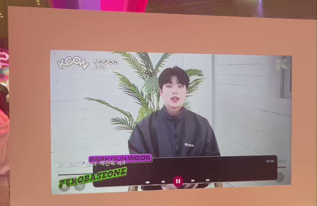 ZB1 CENTRAL on Twitter: "[ ZB1 KCON JAPAN ] Gunwook’s KCON JAPAN greeting 🎥 #GUNWOOK # ...