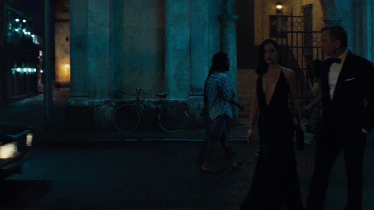 James Bond on Twitter: "Shaken, not stirred. #WorldCocktailDay"