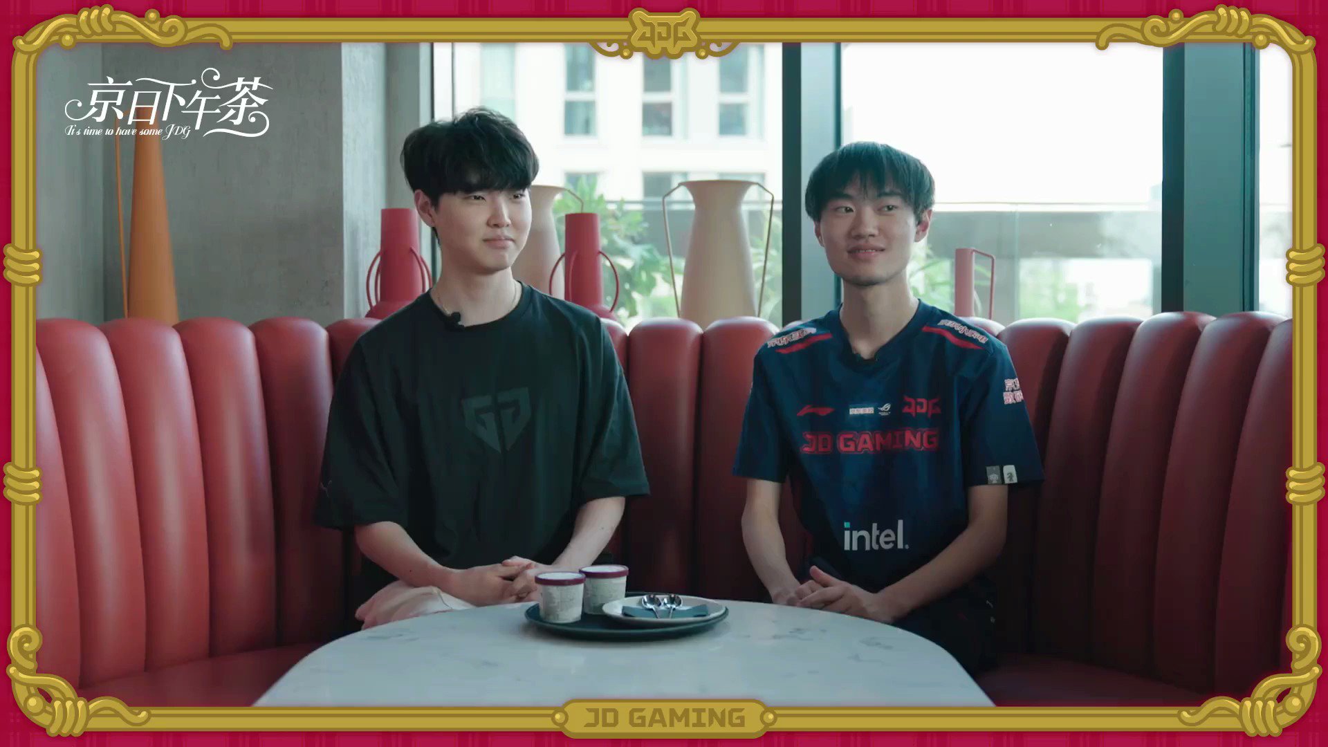 LPL Fanclub on Twitter: "Chovy and Knight meet again after 4 years, they sat down and talked ...