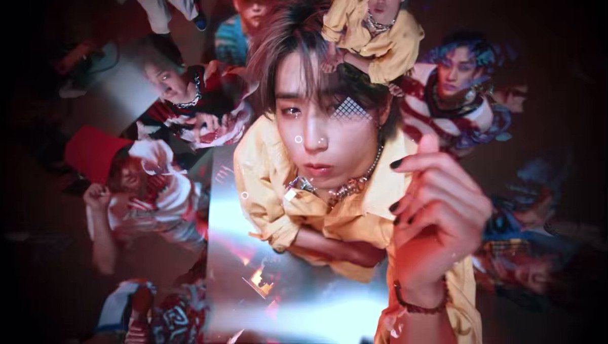 SKZ Info Esp ★★★★★ on Twitter: "Op dice que el instrumental de "Get Lit" tiene un ligero sonido ...