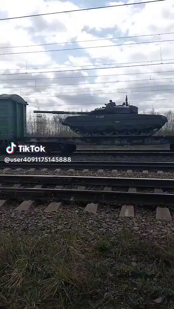 Kruku on Twitter: "Eszelon z rosyjskimi czołgami T-73B3 (+/- 20 szt.) zaobserwowany w rejonie ...