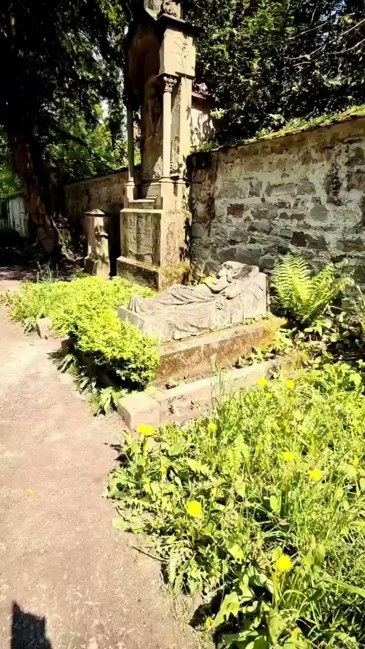 Caroline Walter Grave