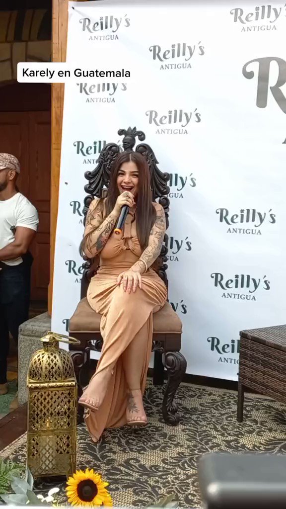 Soy 502 on Twitter: "😱 ¡ENCANTÓ! | Karely Ruiz sorprende a guatemaltecos con sensual baile La ...