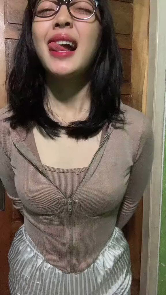 Asupan Harian on Twitter: "Uh elsa 🥵 https://t.co/9ZQvDWy0aj" / Twitter