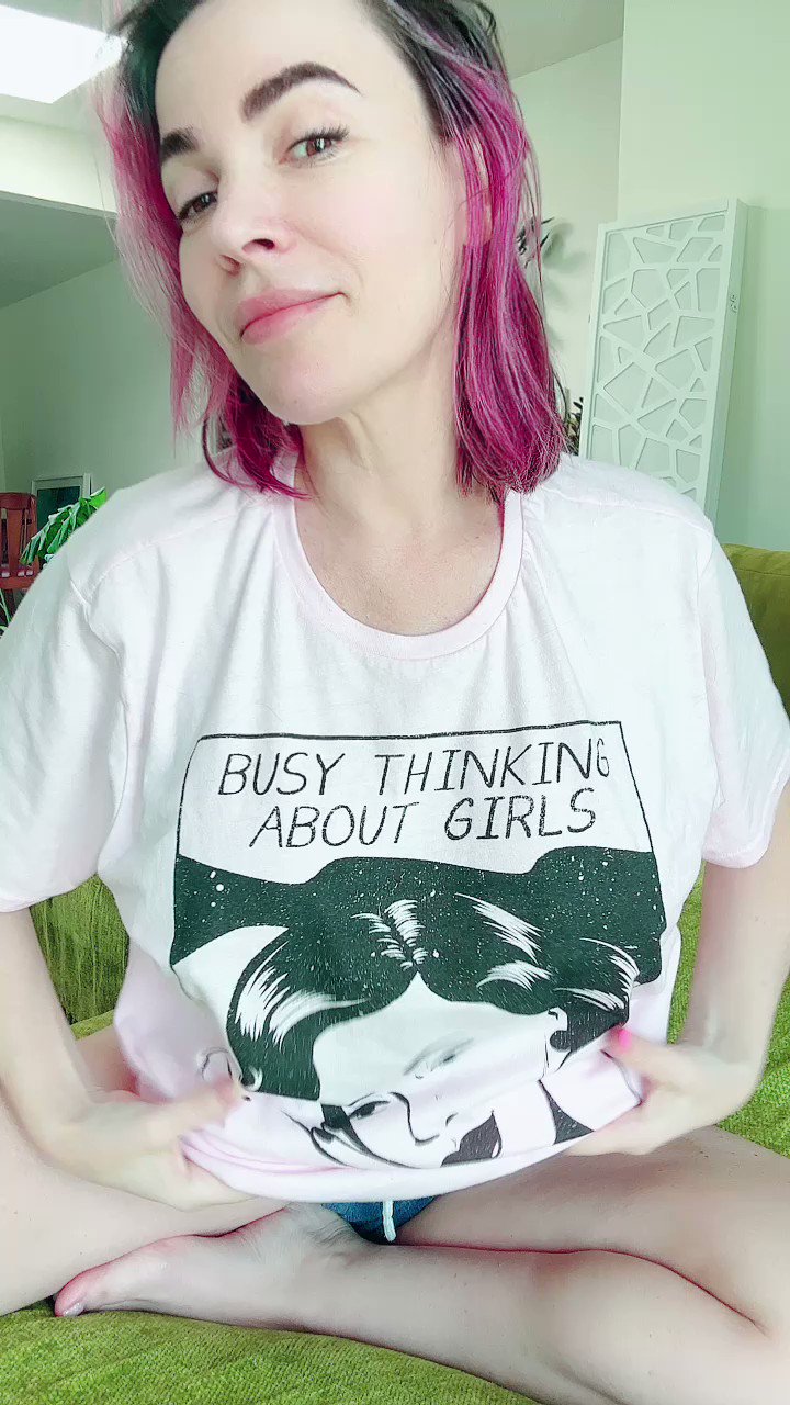 Dana DeArmond theinternetsgirlfriend on Twitter: "Happy Saturday https://t.co/a7hMe2DDYP" / Twitter