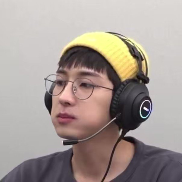 tracy 🐱 on Twitter: "wonwoo looks so cute im crying https://t.co/ApXEzNrbiV" / Twitter