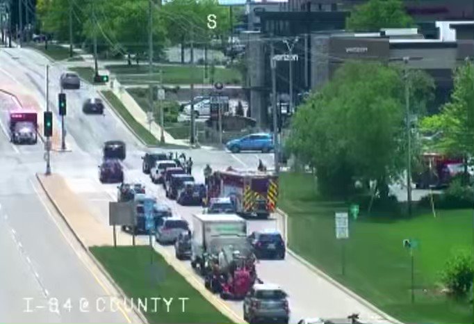 Waukesha Alerts On Twitter Video Of The Crash Scene From Wisconsin