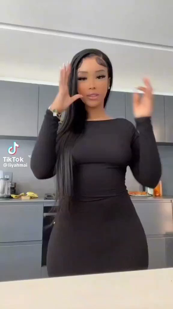 REMA GALLLERY on Twitter: "See bodyy oo! Hotties Vibing to Charm 😍🔥 Via @heisrema instagram ...