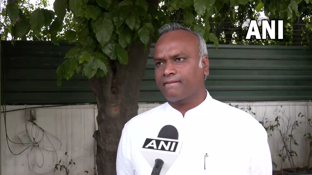 ANI on Twitter: "#WATCH | When asked about RSS in the wake of Congress' stand on a ban on PFI ...