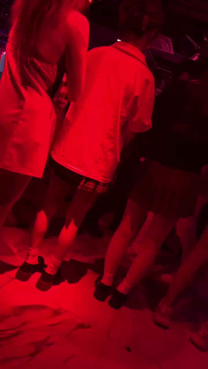 成都商务ktv 真空场 (@DebbieS96154127) / Twitter