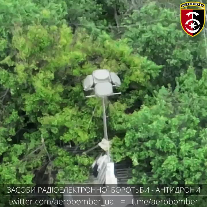 Paul Kempf on Twitter: "RT @PaulJawin: Artillery of the 30th brigade fires at the Russian radar ...