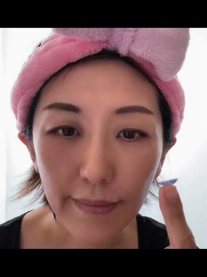 エミマー on Twitter: "RT @naho_naccho: 衝撃的な事を伝えます。コンタクトレンズをつける時に下瞼を引き下げるのは止めましょう。各メーカー公式サイトではこの着脱方法を ...