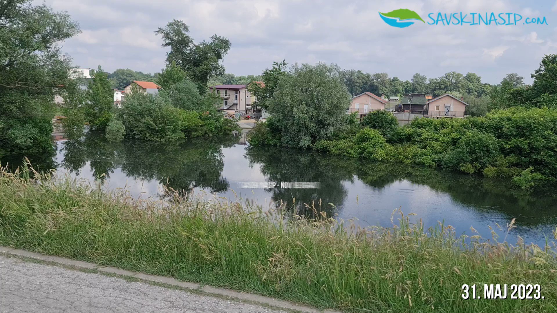 Savski nasip on Twitter: "Savski nasip od poplava brani ogroman broj ljudi. Tomislav Nikolić ...