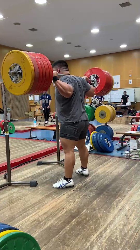 タンク村上 on Twitter: "300kgは重たい"