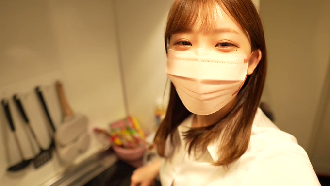 丸の内OLノみずき(@OLnoMizuki) さんの裏垢画像・動画 – 裏垢女子ランキングナビ