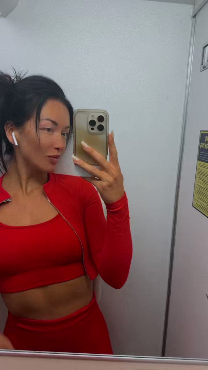 Zuzu Sweet ‼️ 70 Off ‼️ On Twitter Good Morning ️ Back In Prague 😘