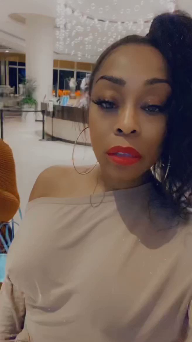 🗣Hoe... Why Is You Here?🙃 on Twitter: "RT @01beysmoke: YASSS LEGENDARY FEMALE RAPPER SHAWNNA ...