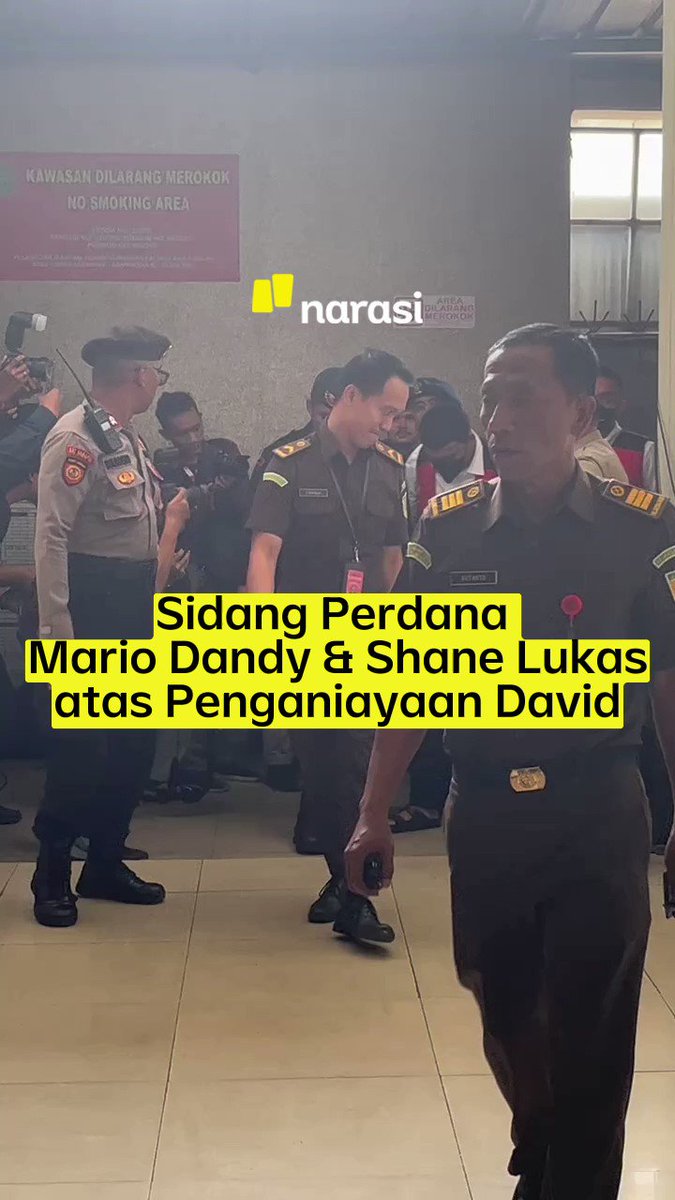 Narasi Newsroom on Twitter: "Mario Dandy Satriyo dan Shane Lukas menjalani sidang perdana kasus ...