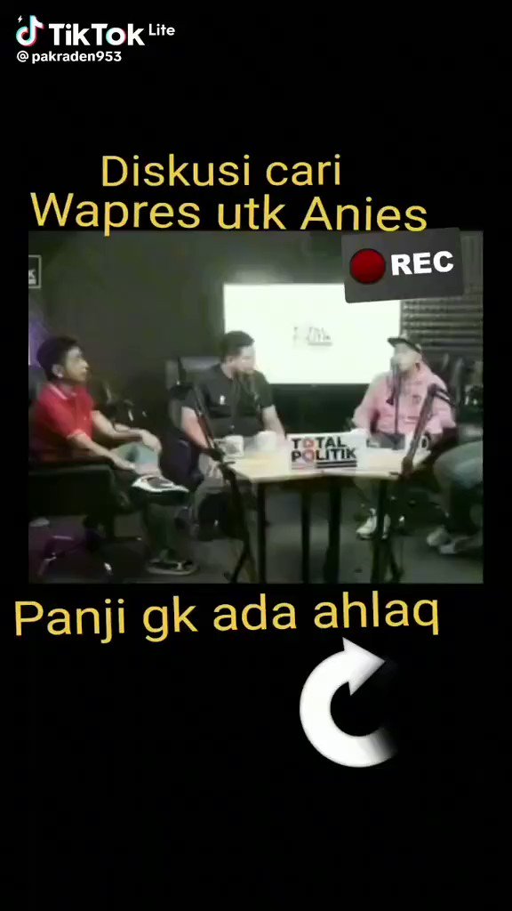 Warmindo on Twitter: "@AgungBha @Lisaamartatara6 @TyrexMaximus Capres ngeblenk https://t.co ...