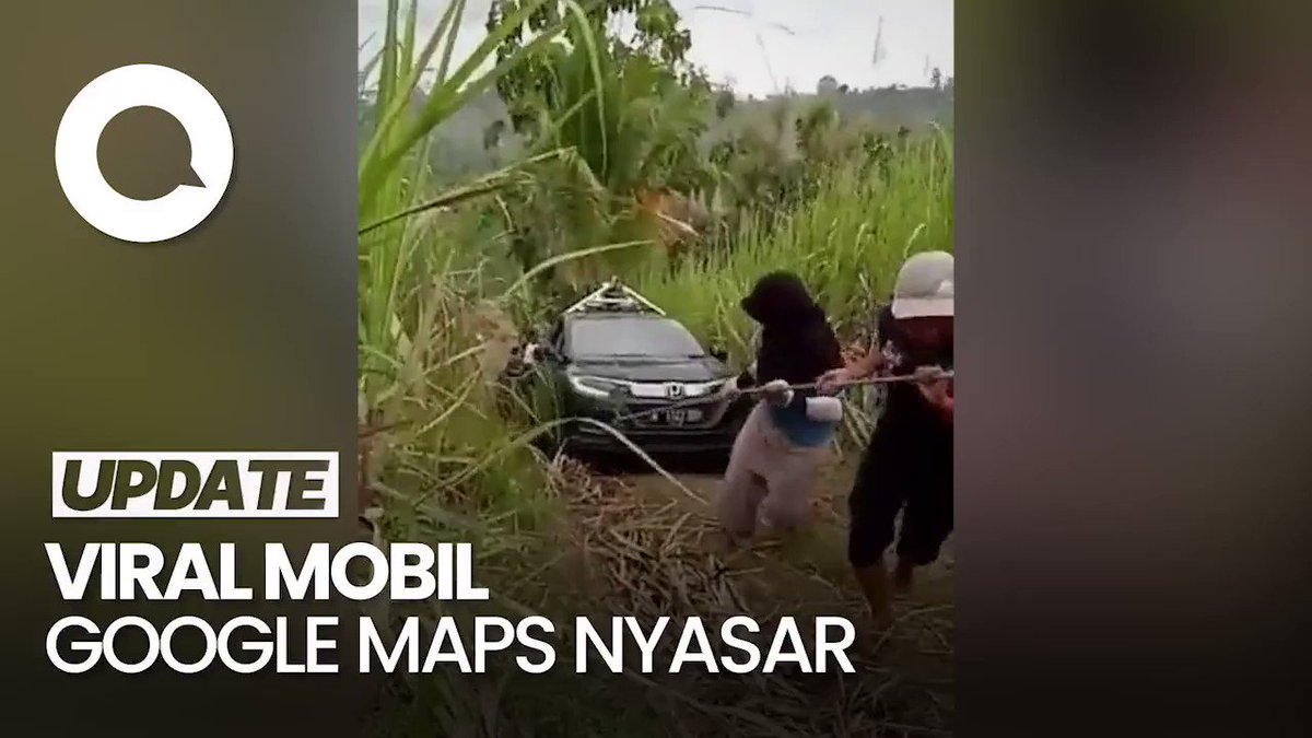 detikcom on Twitter: "Viral sebuah video yang memperlihatkan satu unit mobil Google Maps nyasar ...