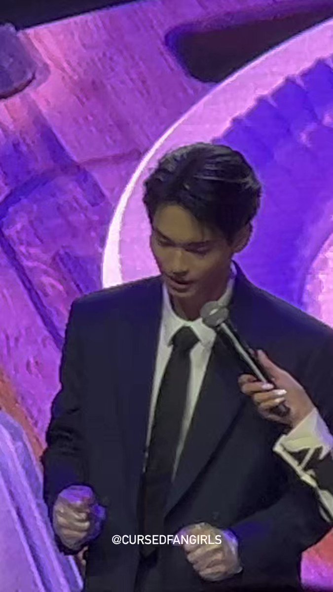 💚🐇แม่จ๊อย #โพแม่100% on Twitter: "RT @CURSEDFANGIRLS: แซนด์วิชชิ้นที่ 2 ตลกมาก~ w: ผมจะไม่ใส่ ...