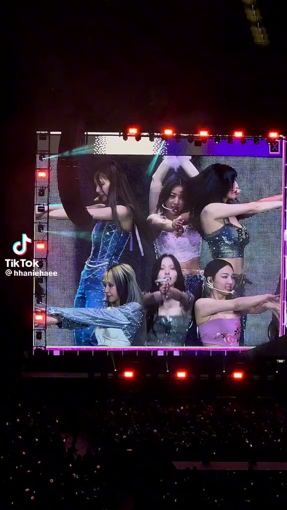 angel ･:*° 🫧hyolo fighting! 🔫 on Twitter: "she's so Mesmerizing"