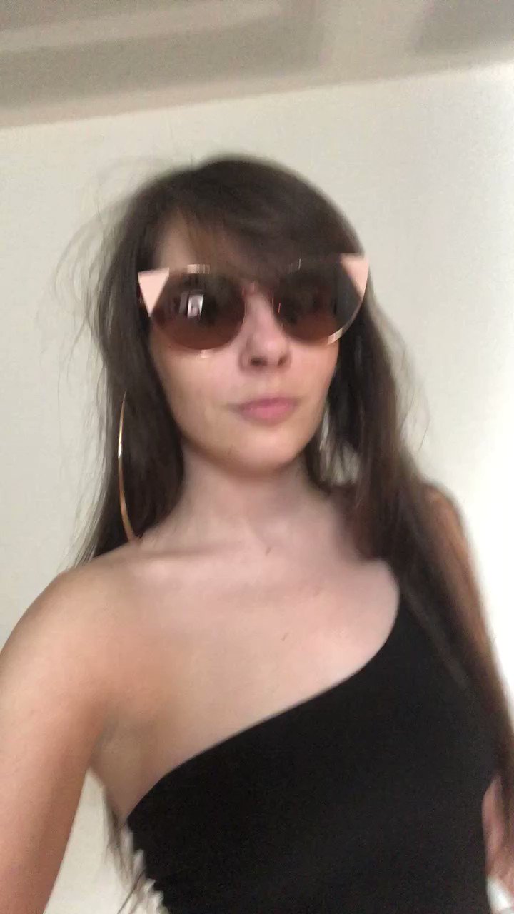β€ππ§π π½ππͺ ~ π
π°π
π
π΄π³ Booking 4 Fetcon On Twitter Here Is A Signature Ziva Fey Pose π Book Me