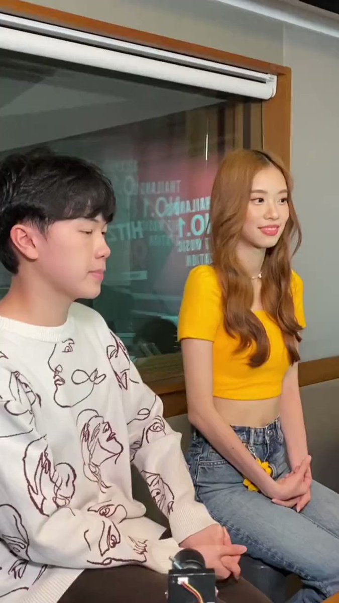 HITZ Thailand on Twitter: "บรรยากาศ Live Praesun x Porch กับคำถามแฟนด้อมประจำวัน กับ HITZ ...