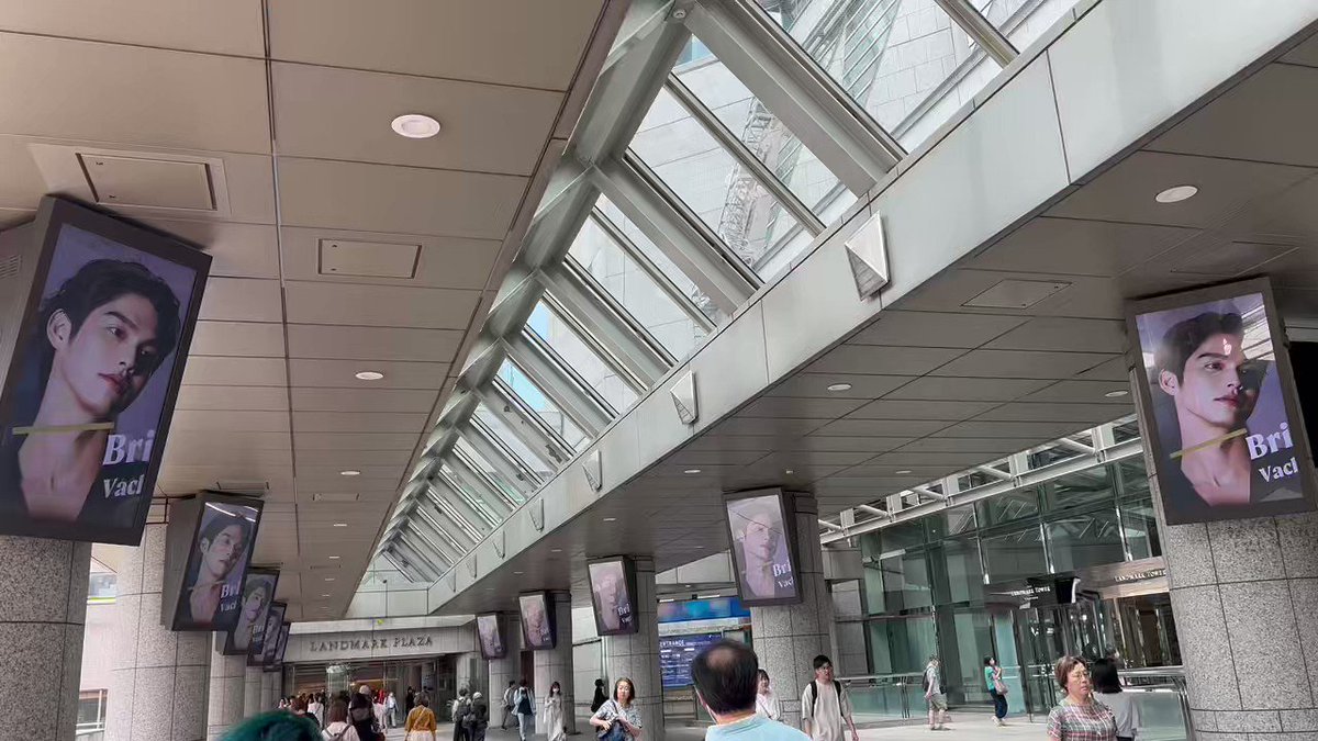 CursedFangirls★彡 on Twitter: "พิบั๊ยยยยยย~🥹 #BrightWinSBSTour2023inJP #bbrightvc"